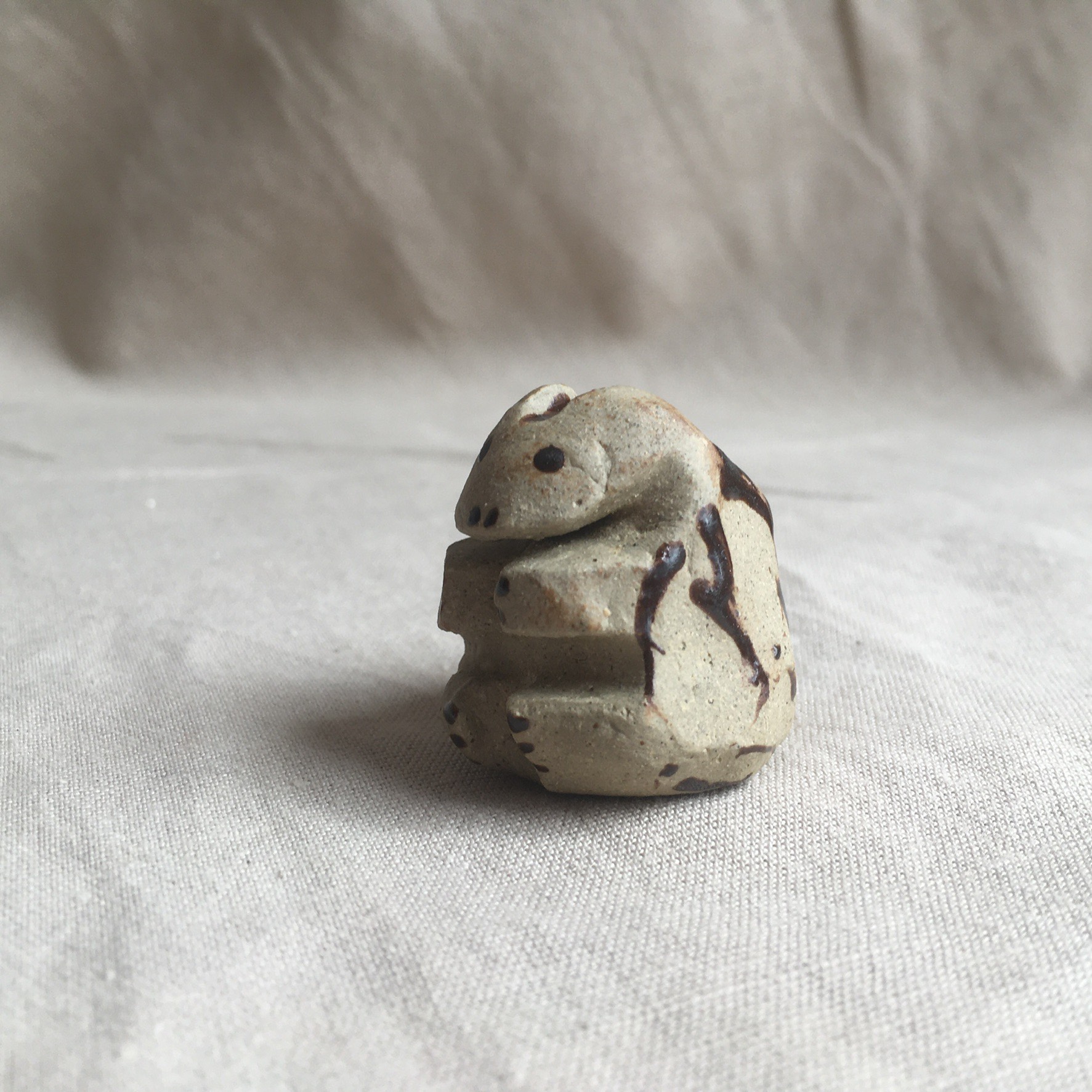 Carved Animals with Maria Howard – Dundee Ceramics Workshop